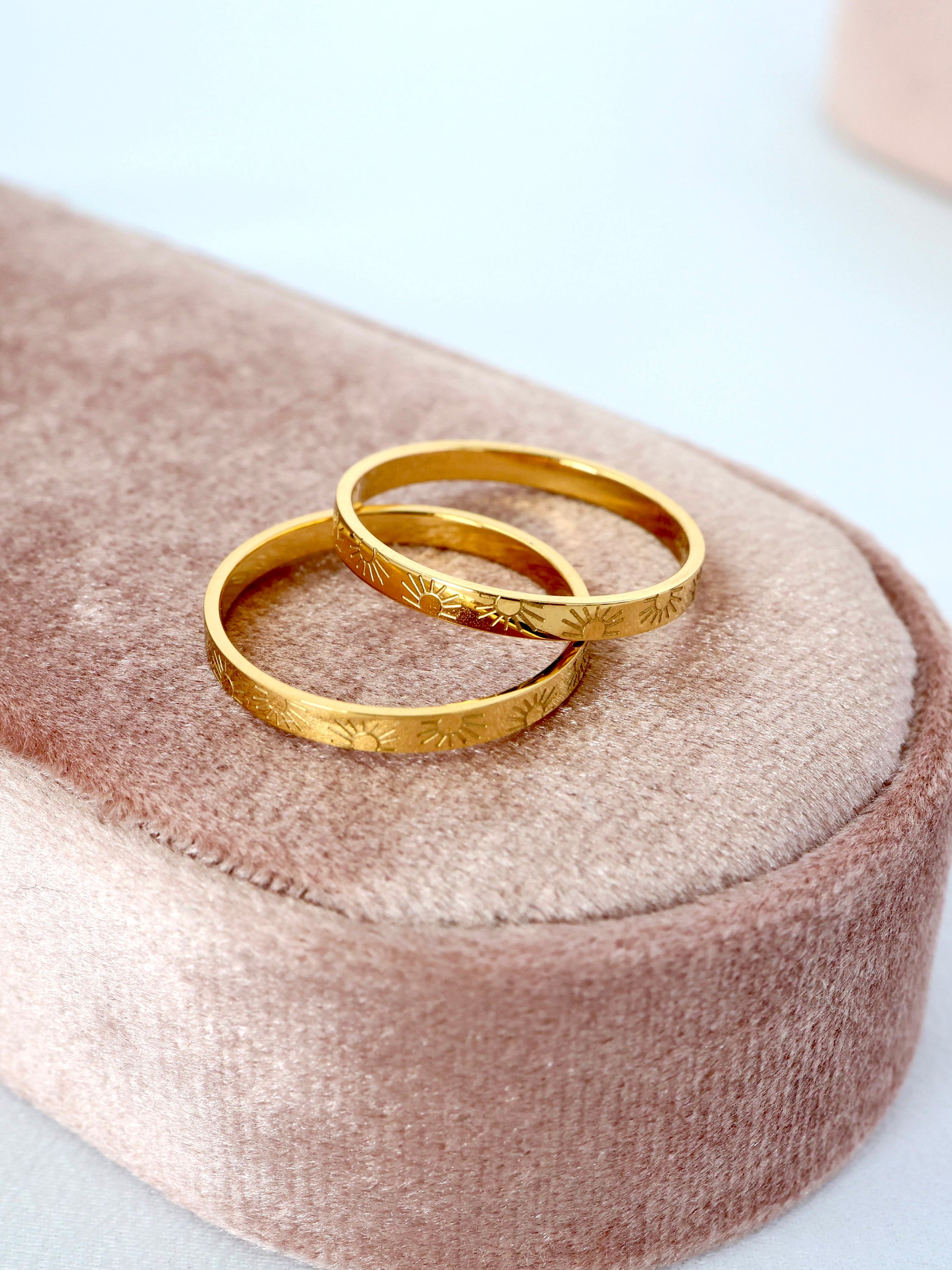 Hera Ring – 18K Gold-Plated Stainless Steel – ANETT